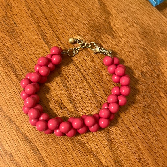 Jewelry | Magenta Beaded Bracelet With Clasp | Poshmark